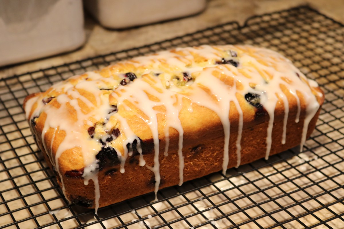 Blueberry Lemon Tea Bread | The Apron Clad Ginger